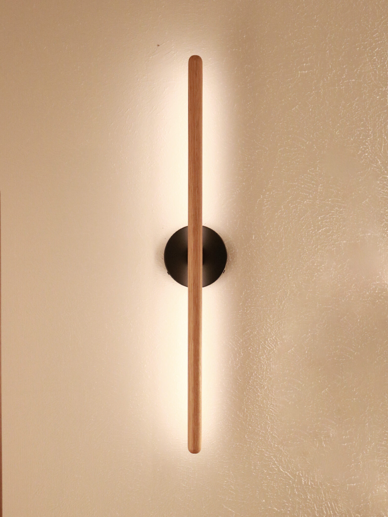 Ultra-Slim Linear LED Sconce | Modern Wall Light - Lit Modern Designs