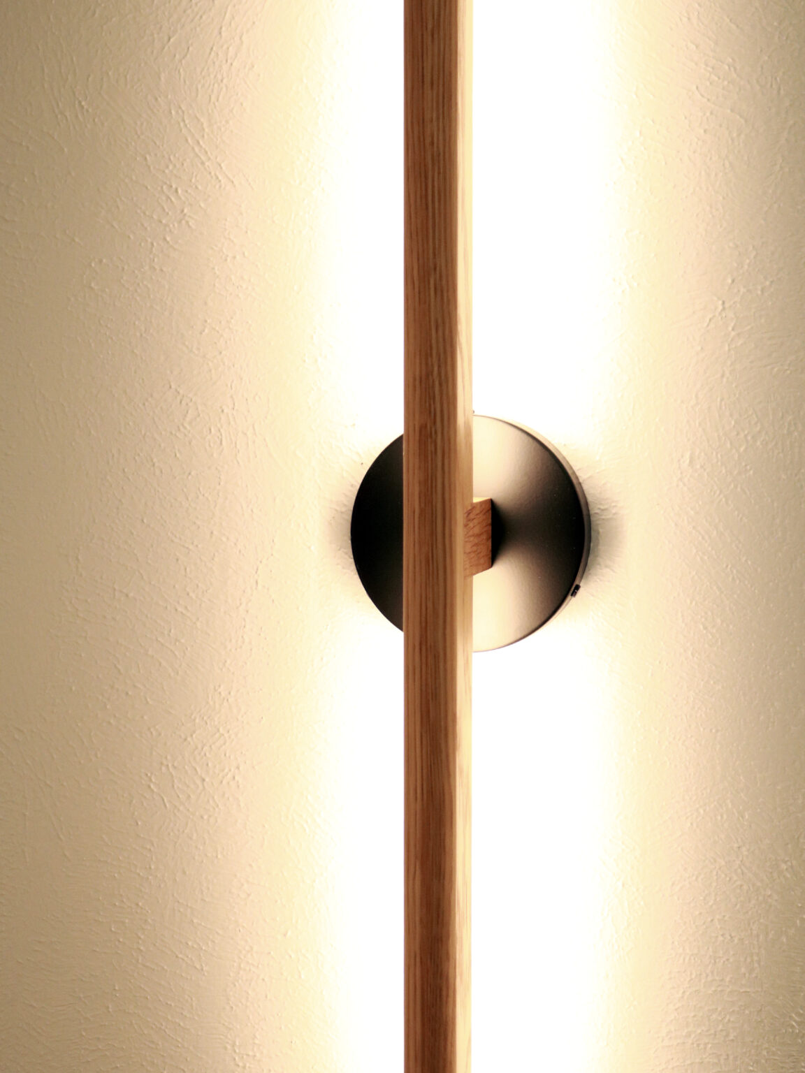 Ultra-Slim Linear LED Sconce | Modern Wall Light - Lit Modern Designs